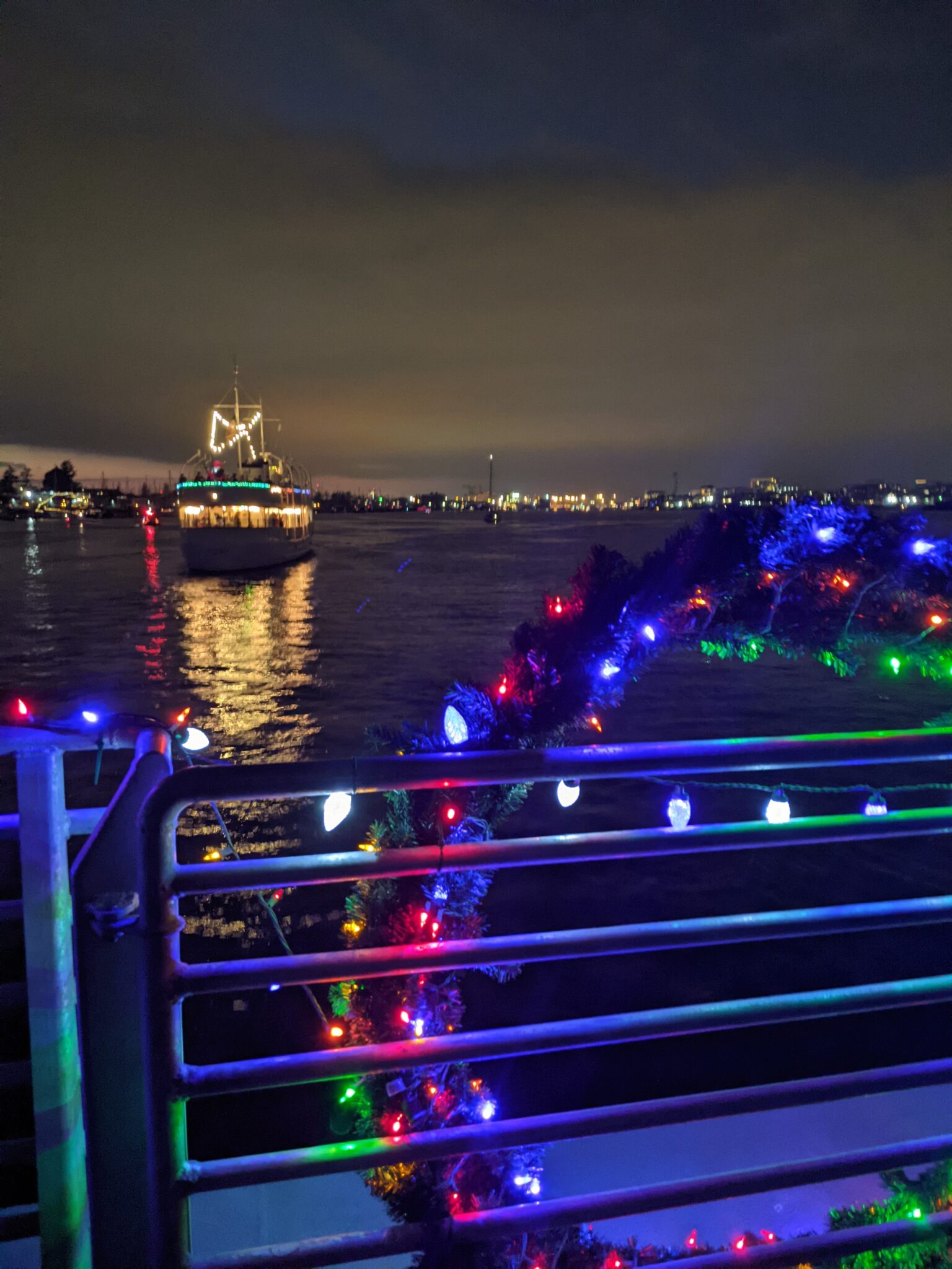 Lighted Yacht Parade 2025 - San Francisco Bay Ferry
